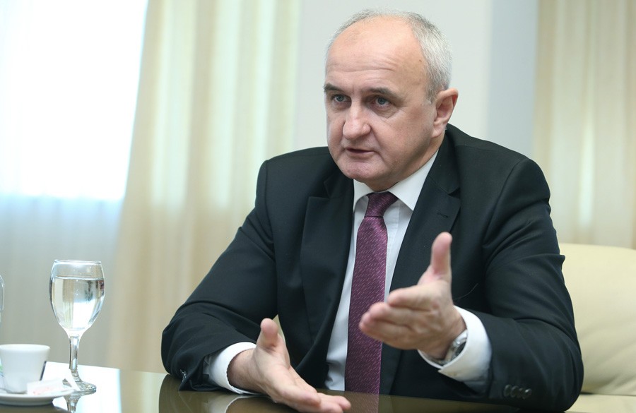 "OTVORENA PROVOKACIJA" Đokić poručio da je misa u Sarajevu ...