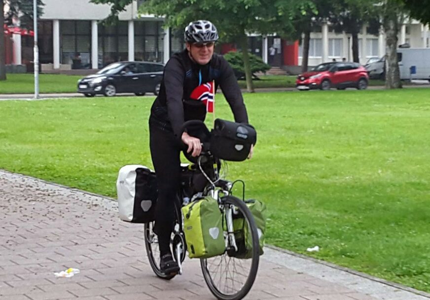 AVANTURA ŽIVOTA Mladić iz Doboja putuje BICIKLOM DO OSLA - Srpskainfo