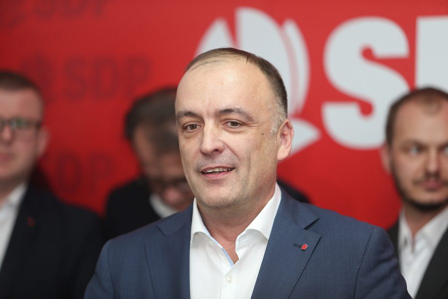 PODNIO OSTAVKU NA SVE FUNKCIJE Aćimović napustio SDP, nije imao podršku ...