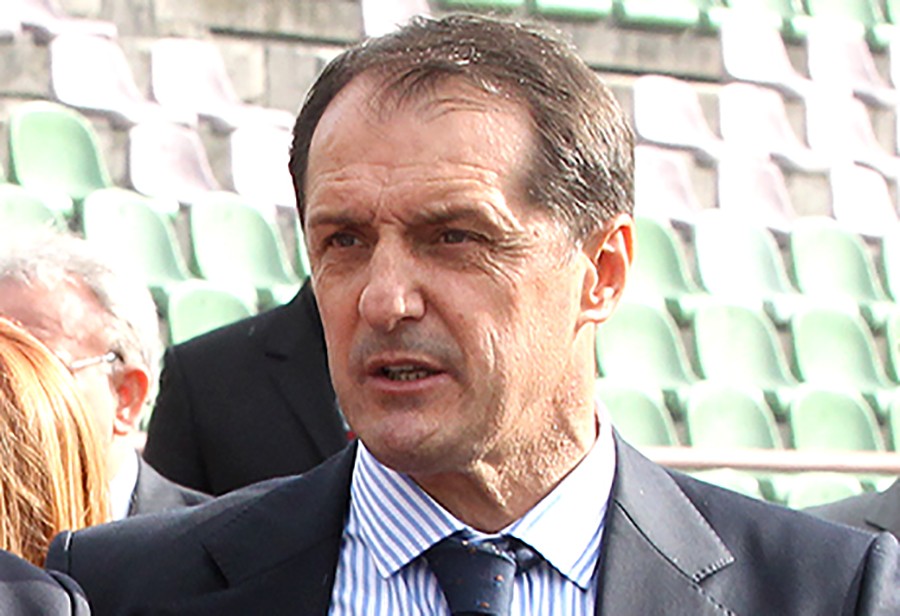 POMRAČENJE U GRADU SVJETLOSTI Hadžibegić za SRPSKAINFO: Zvezda je ...