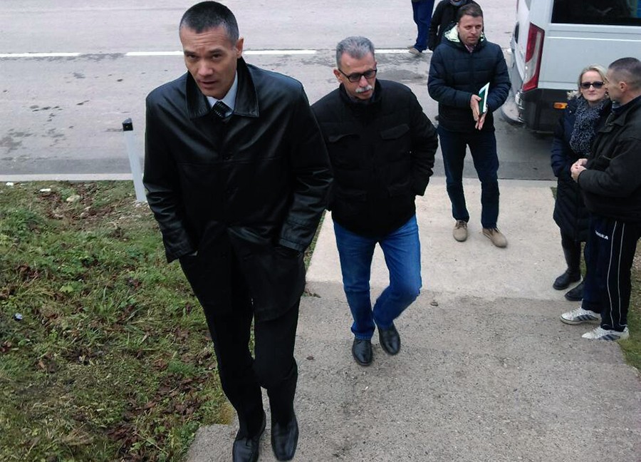 RADNICI SE VRAĆAJU NA POSAO Milan Kecman preuzeo funkciju vršioca ...