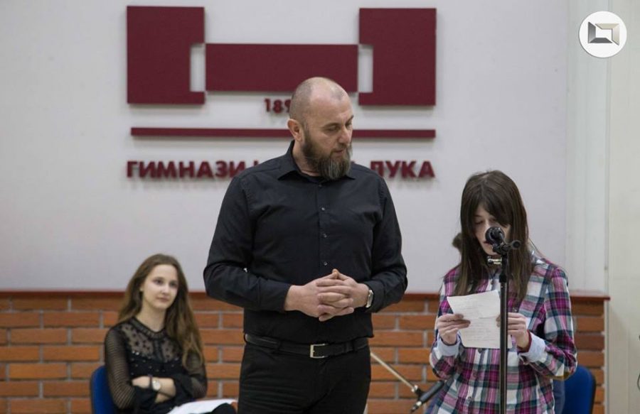 DIRLJIVA PRIČA O KRISTINI Ova objava na Fejsbuku pisana je SRCEM i ...