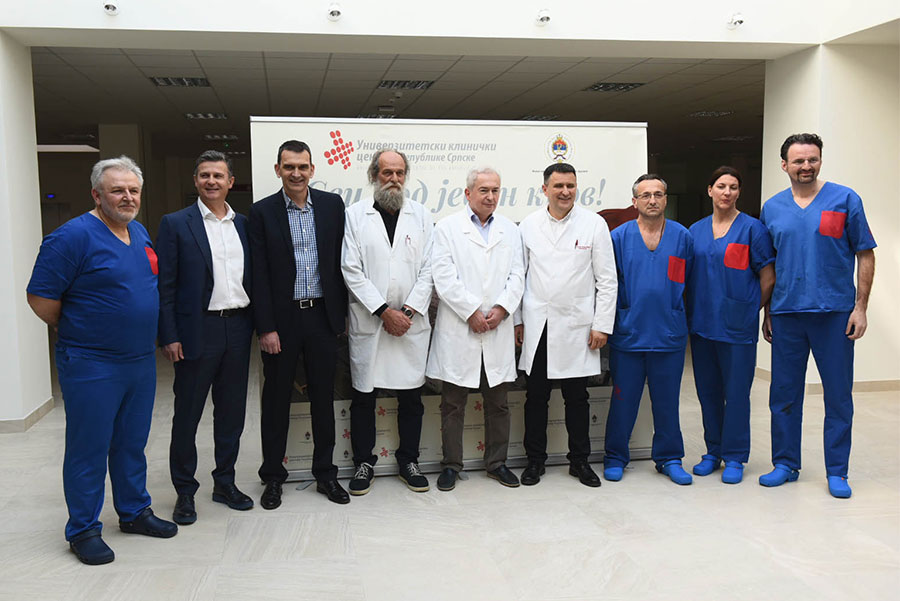 EMINENTNI STRUČNJACI U UKC RS Đajić: Cilj je ulaganje u edukaciju ...