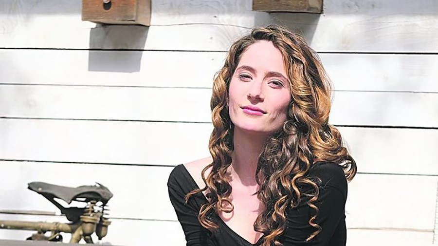 "SENKE NAD BALKANOM" U NOVOM ŽANRU Lijepa glumica otkrila detalje ...