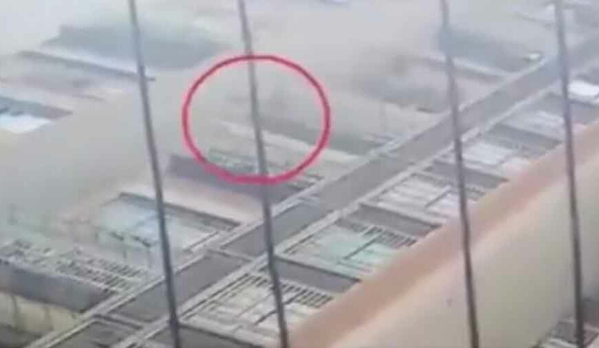 ČUDO OD DJETETA ILI PUKA SREĆA Djevojčica (6) pala sa 26. sprata zgrade ...