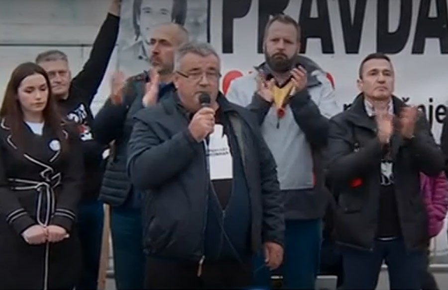 “BORIMO SE ZA ISTINU” Protestna šetnja 'Pravda za Davida i Dženana' u ...