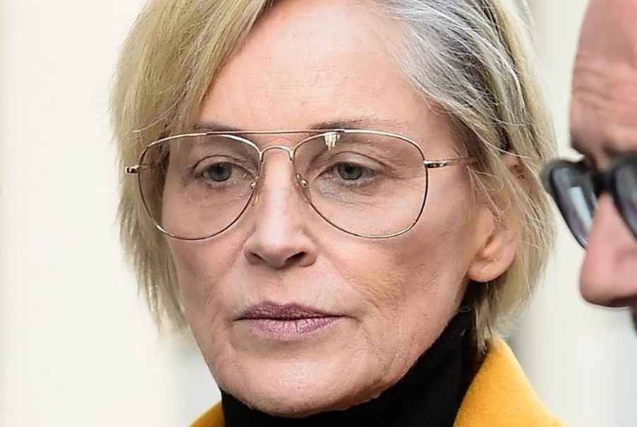 TJERALA SINA DA UBRIZGAVA BOTOKS Bizaran potez slavne glumice zbog ...