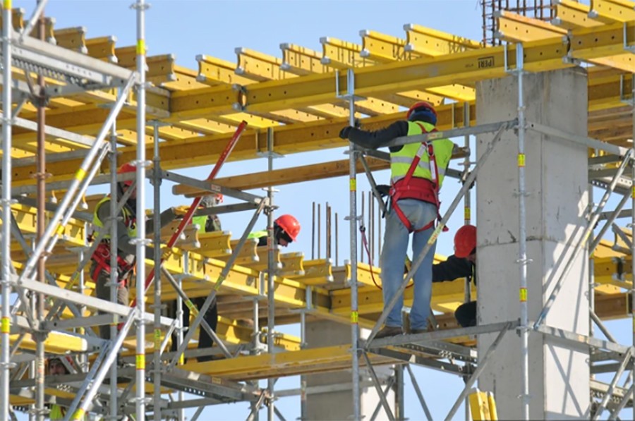 NEPOVOLJAN POLOŽAJ Građevinska preduzeća očekuju da Zakona o javnim ...