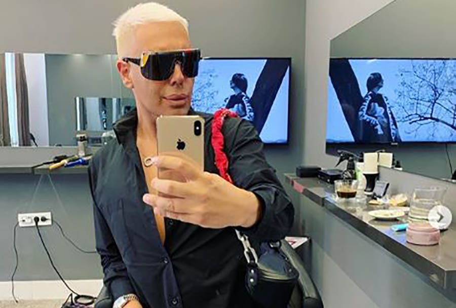 Boki 13 u zatvoru pozirao sa robijašima, isplivala fotografija šoumena ...