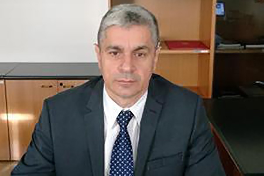 VLADA POSTUPILA PO SUDSKOJ PRESUDI Simić vraćen na mjesto direktora ...