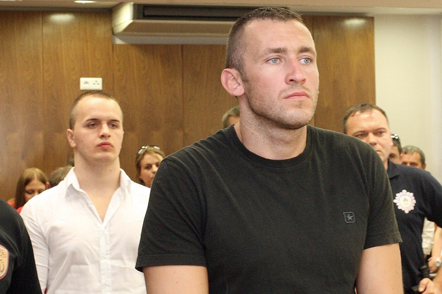 UBIJEN SLAVIŠA ĆULUM Poznati kriminalac usmrćen u SAČEKUŠI u blizini ...