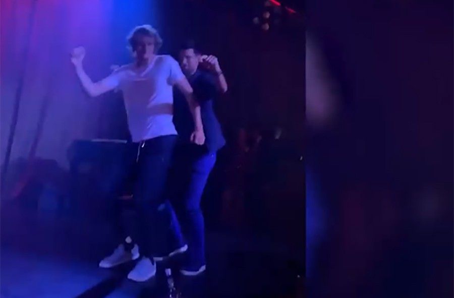 LUD PROVOD TENISERA Ovako su se Đoković i drugovi opustili nakon ... LUD PROVOD TENISERA Ovako su se Đoković i drugovi opustili nakon ...