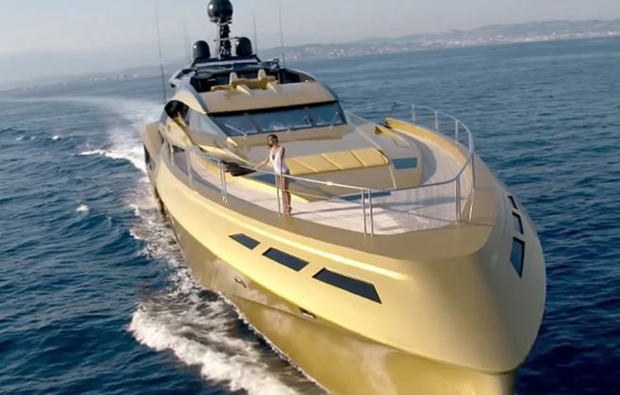 ZA OVAKVE NEMA KRIZE Zlatna jahta vrijedna 28,5 miliona evra pristala u ...