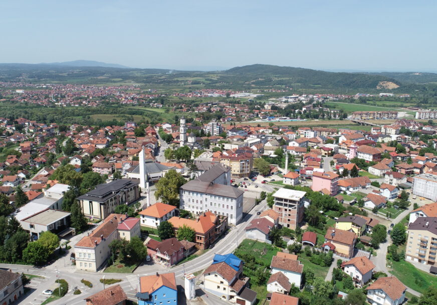 STATUS GRADA NAGRADA ZA RAZVOJ Vjetar u leđa uz proslavu Dana opštine ...