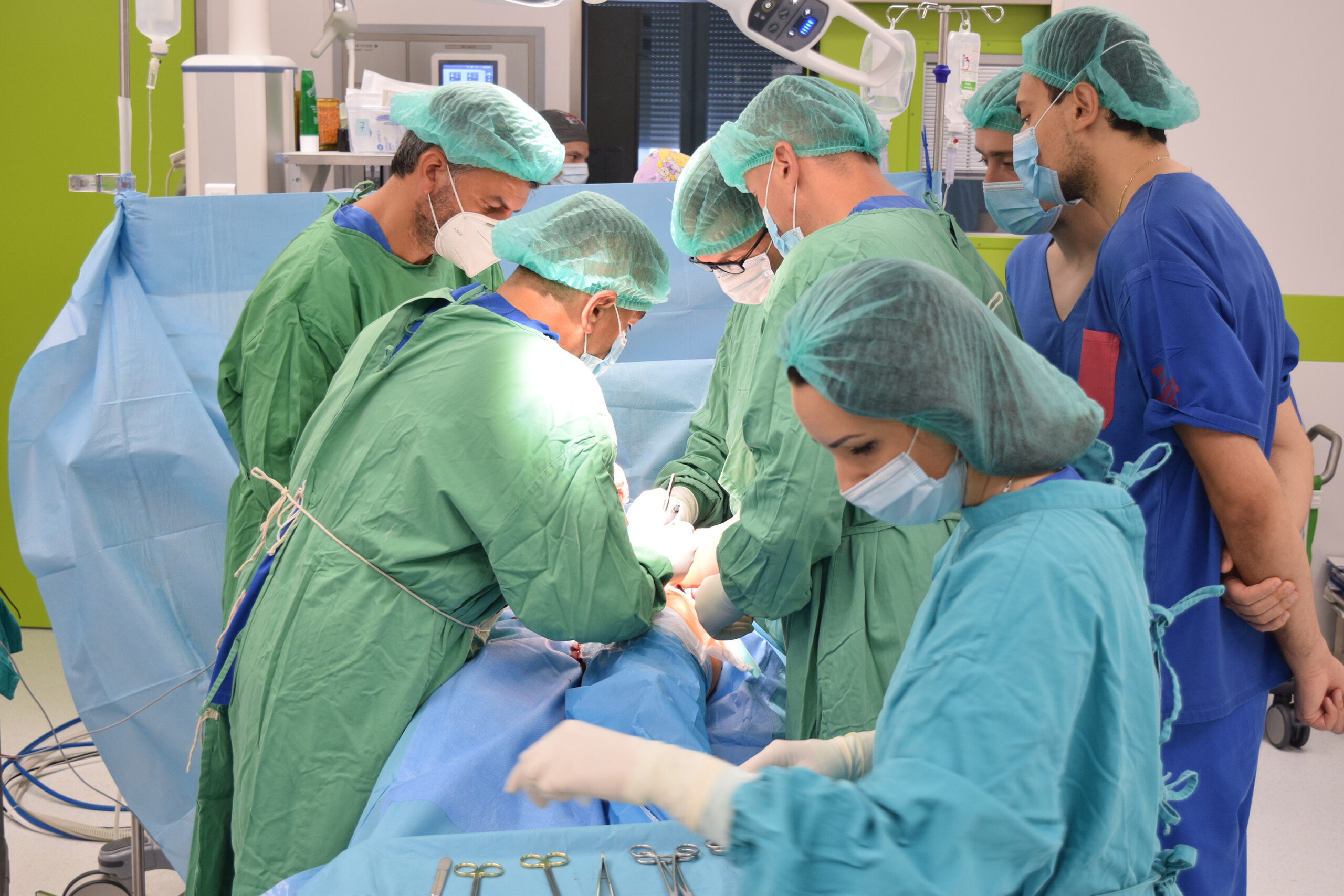 PACIJENTI SE OSJEĆAJU ODLIČNO Izvedene dvije složene operacije u ...