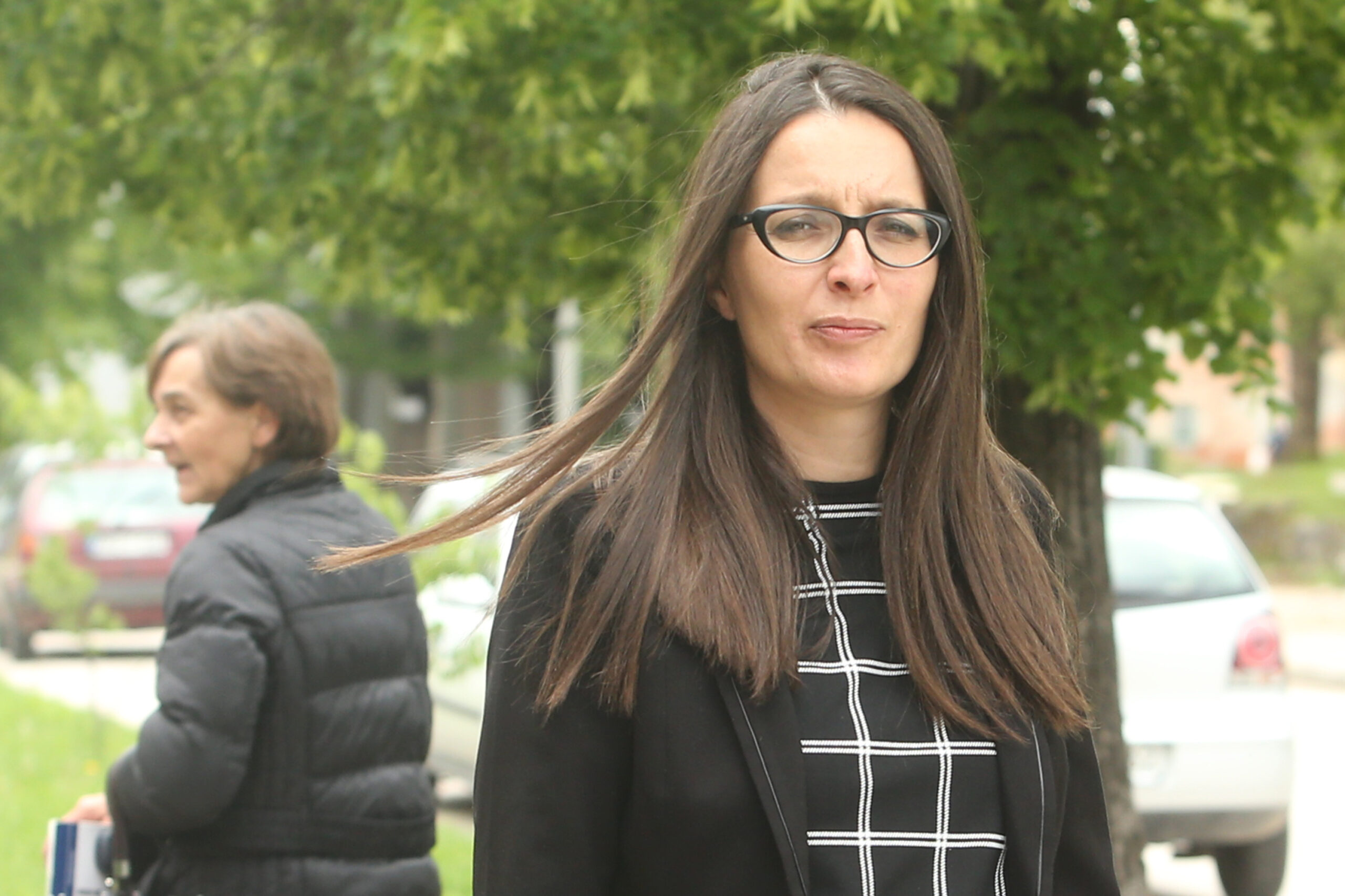 Biračka mjesta otvorena na vrijeme: Na referendumu u Drvaru biraju za ...