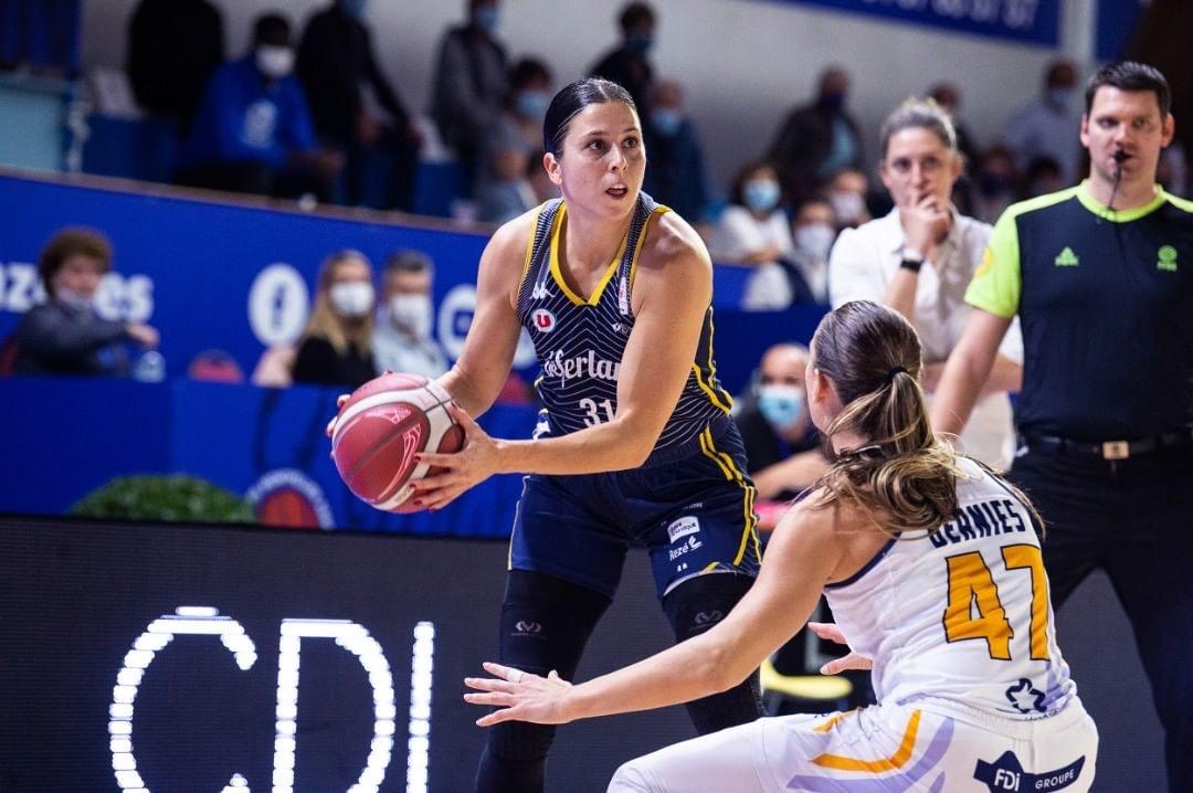 Okupljanje na balkonu Gradske uprave: Banjaluka dočekuje svoje ...