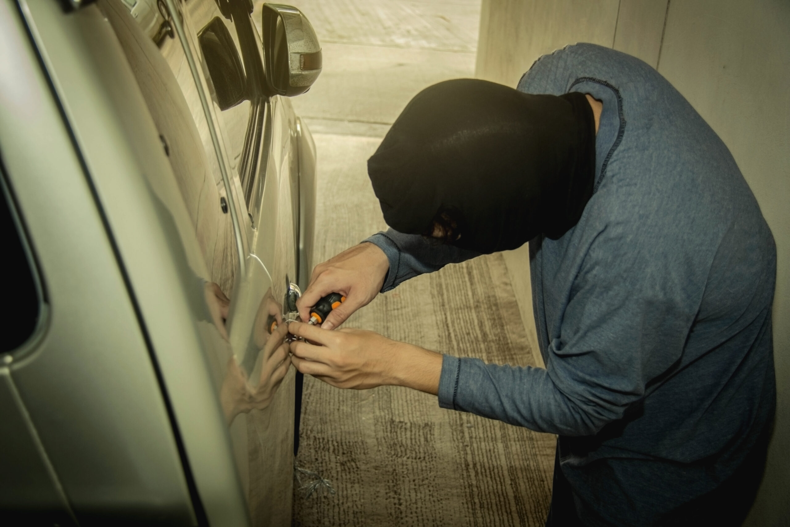 Banke na meti OPASNIH RAZBOJNIKA: Dvije pljačke u roku od PAR SATI ...