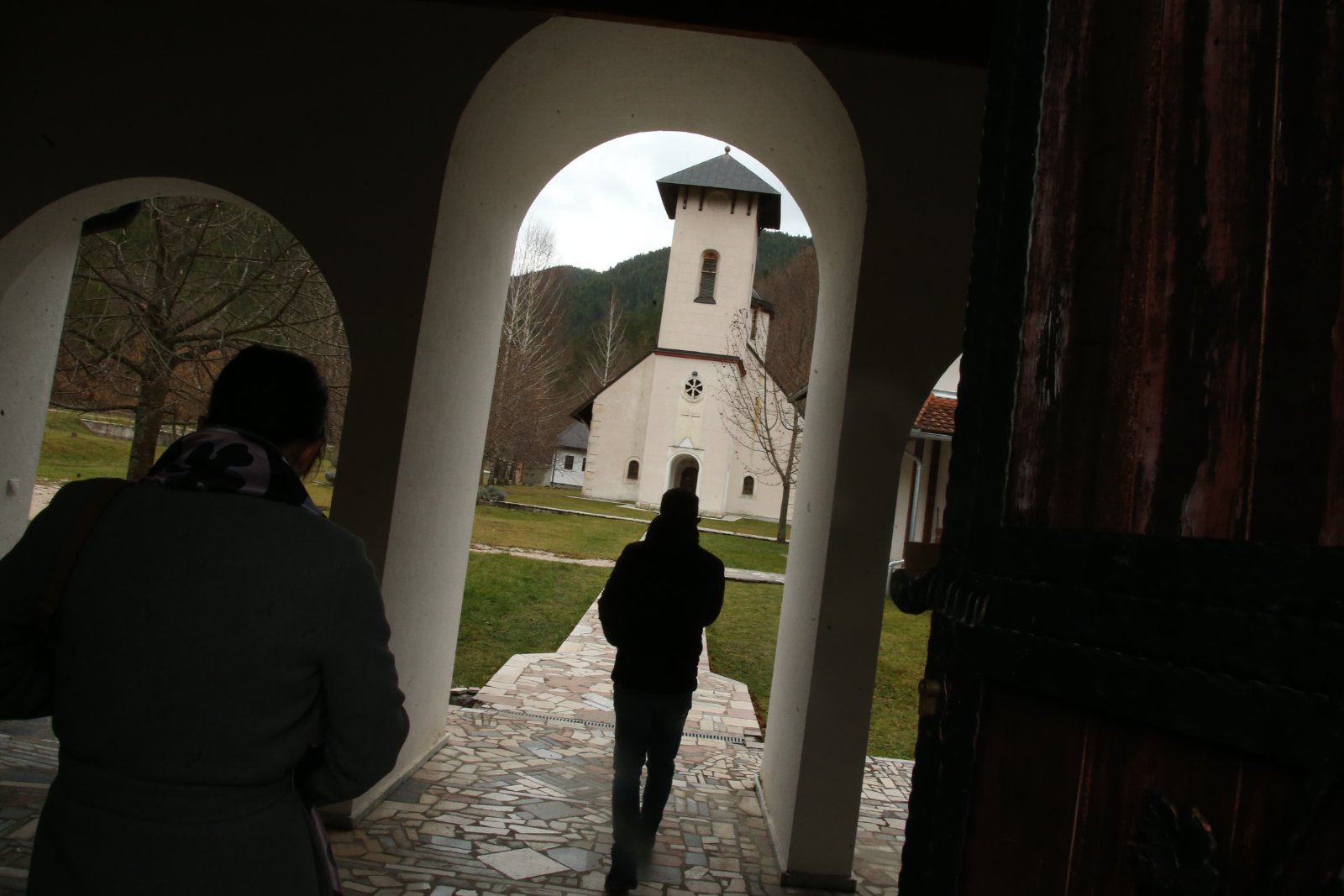 KAKO JE NAROD NADMUDRIO VEZIRA Manastir Glogovac, u kome je ubijen ...