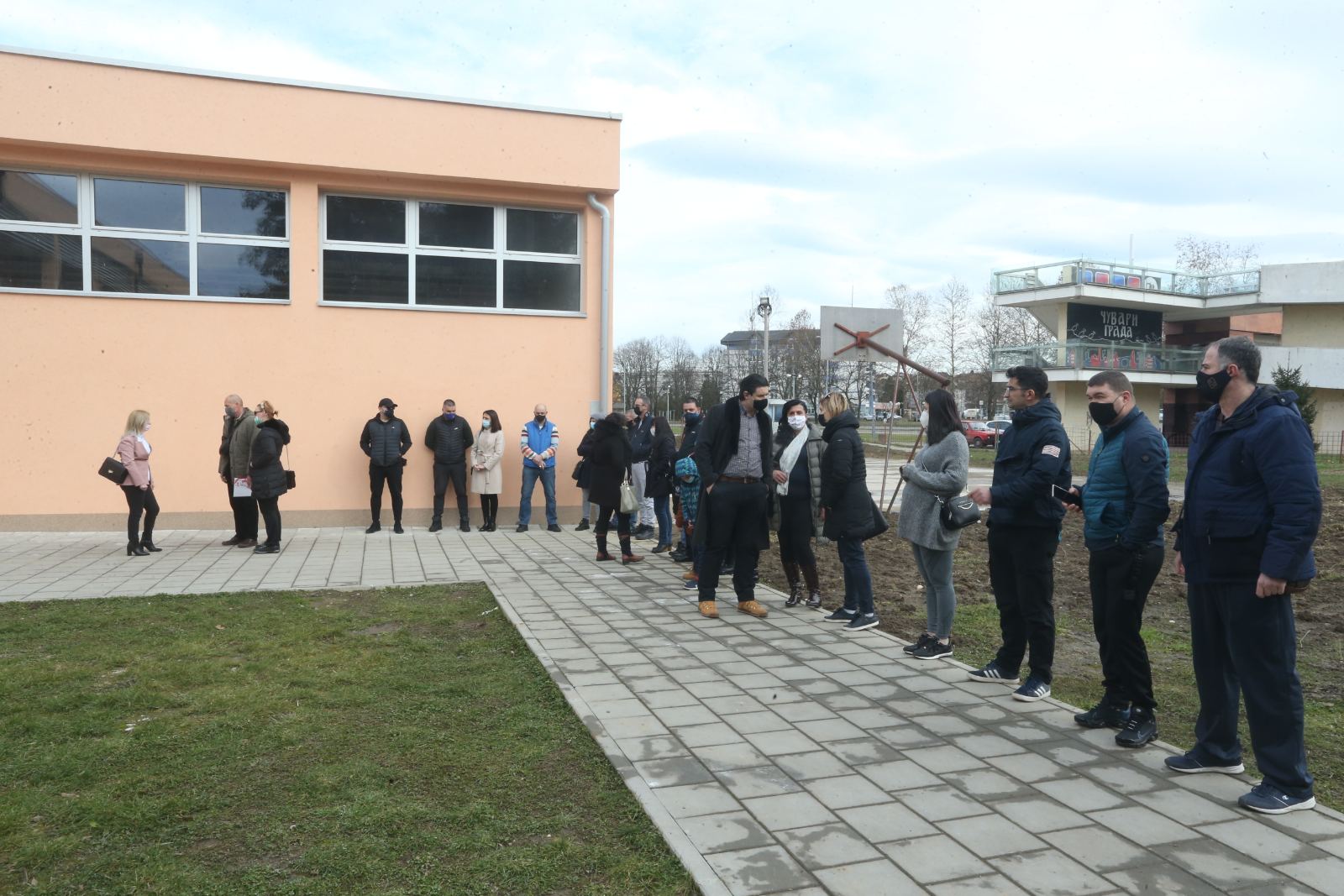 “NIKO NE GLEDA INTERES DJECE” Roditelji mališana koji pohađaju OŠ ...