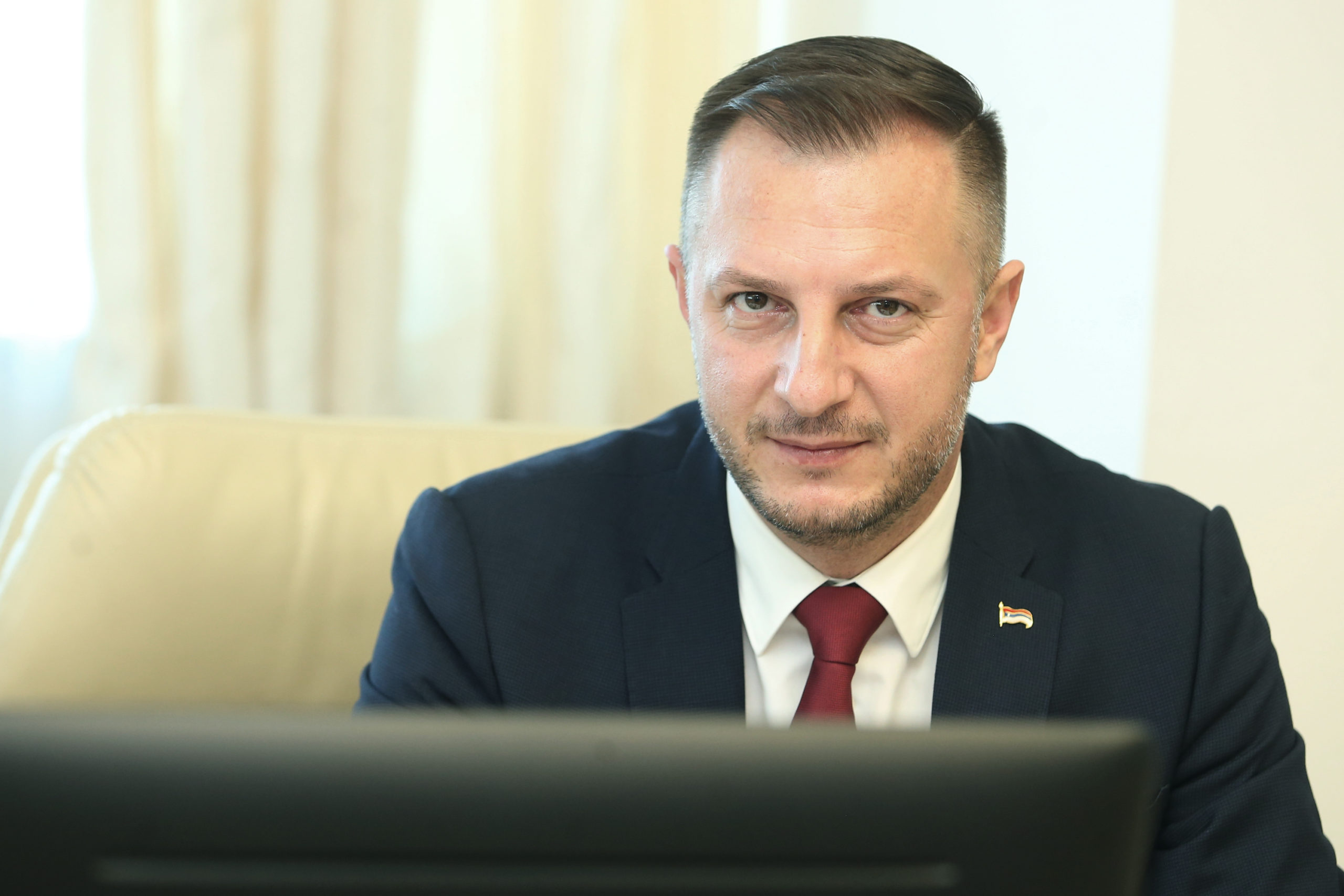 GUBITNIK DANA Nedeljko Ćorić - Srpskainfo