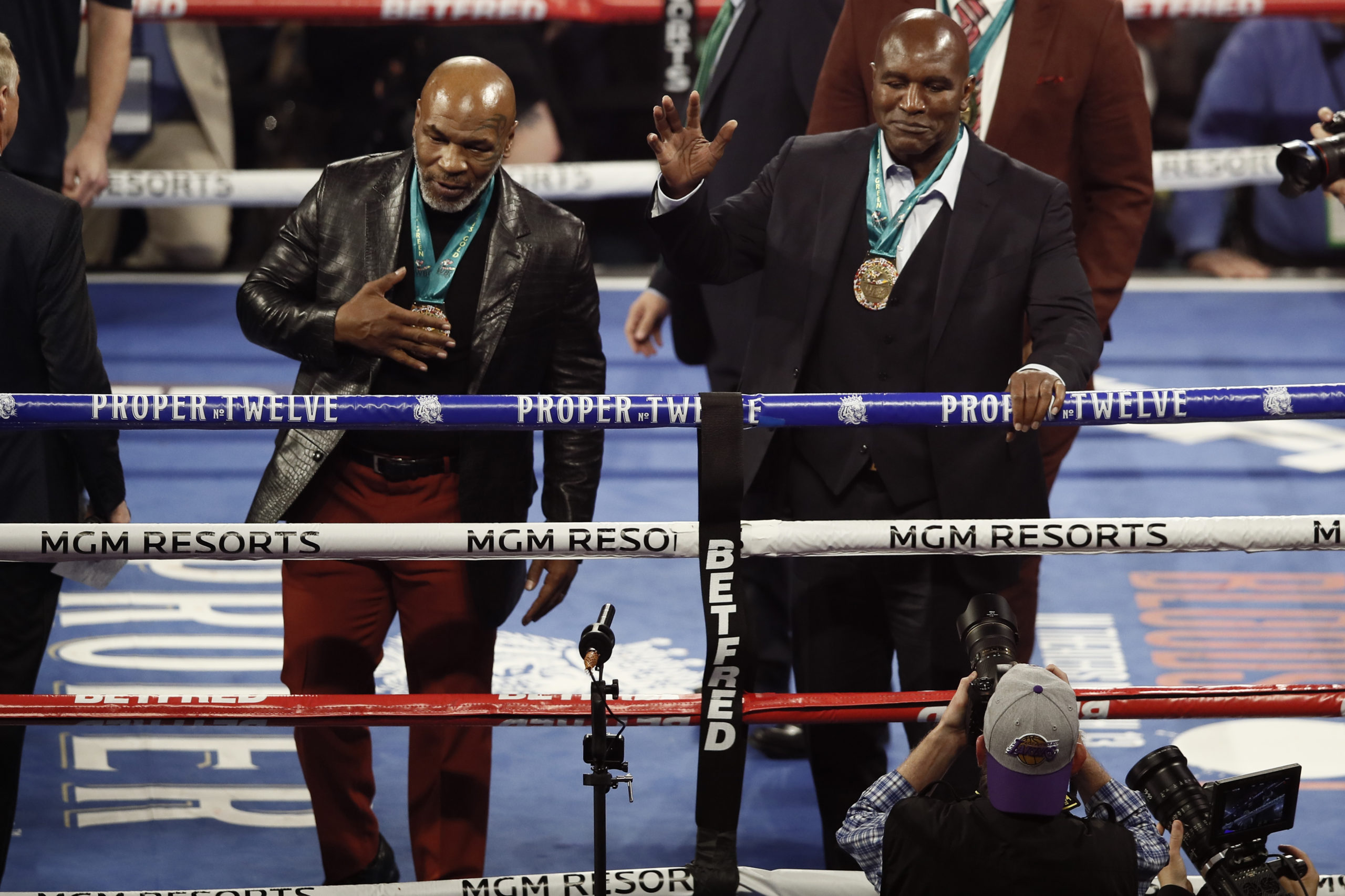 Tajson ODBIO 25 MILIONA DOLARA za borbu sa Holifildom - Srpskainfo