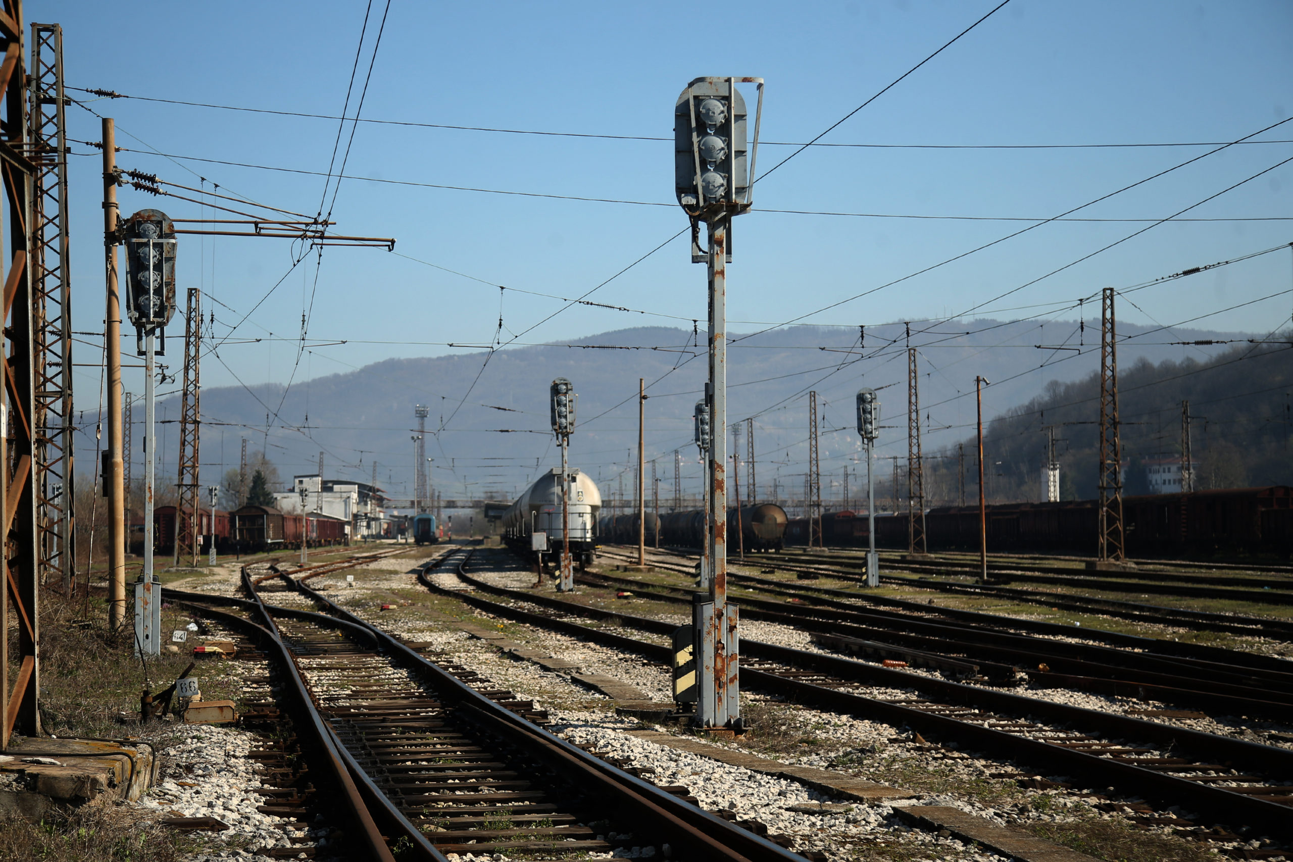 Poznat identitet muškarca koji je poginuo kada ga je udario voz kod Doboja