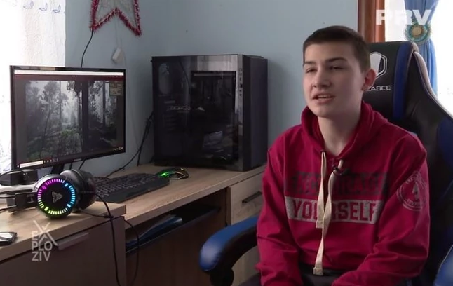 Zahvaljujući tutorijalima pomaže roditeljima: Filip (13) do skoro nije ...