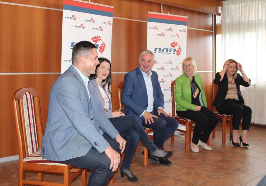 Vrh PDP na sastanku na Palama: Predstoji borba za budućnost Srpske ...