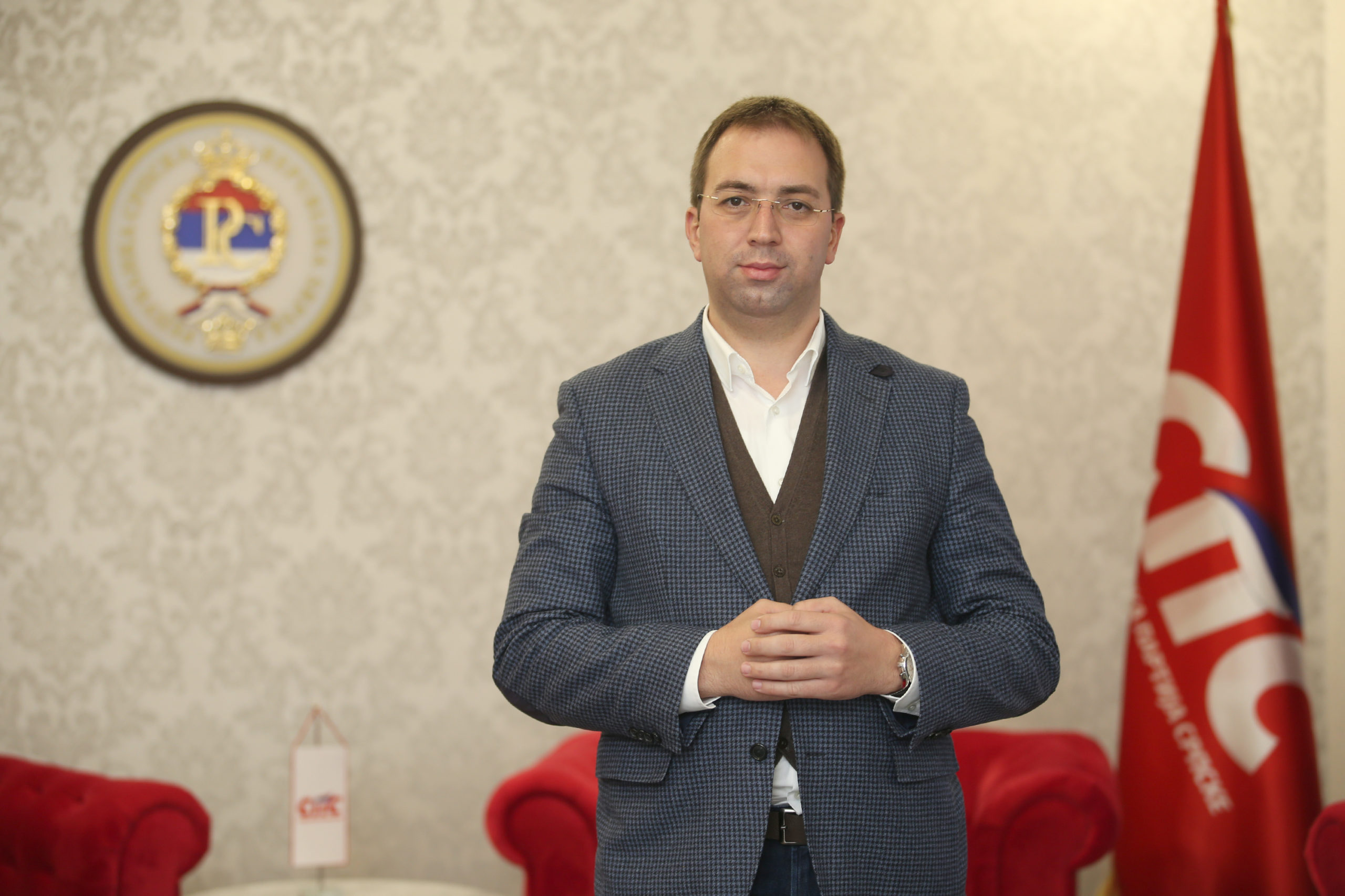 Selak čestitao Božić "Želim da u miru, radosti i zdravlju proslavite ...