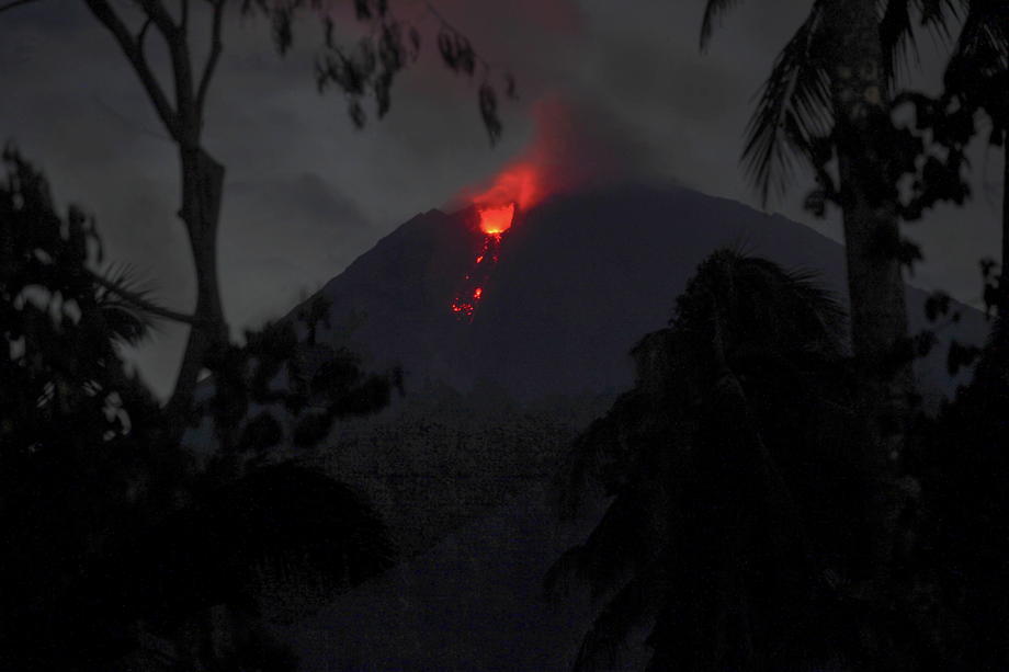 PONOVO PRORADIO VULKAN Erupcija odnijela najmanje 46 života (FOTO ...