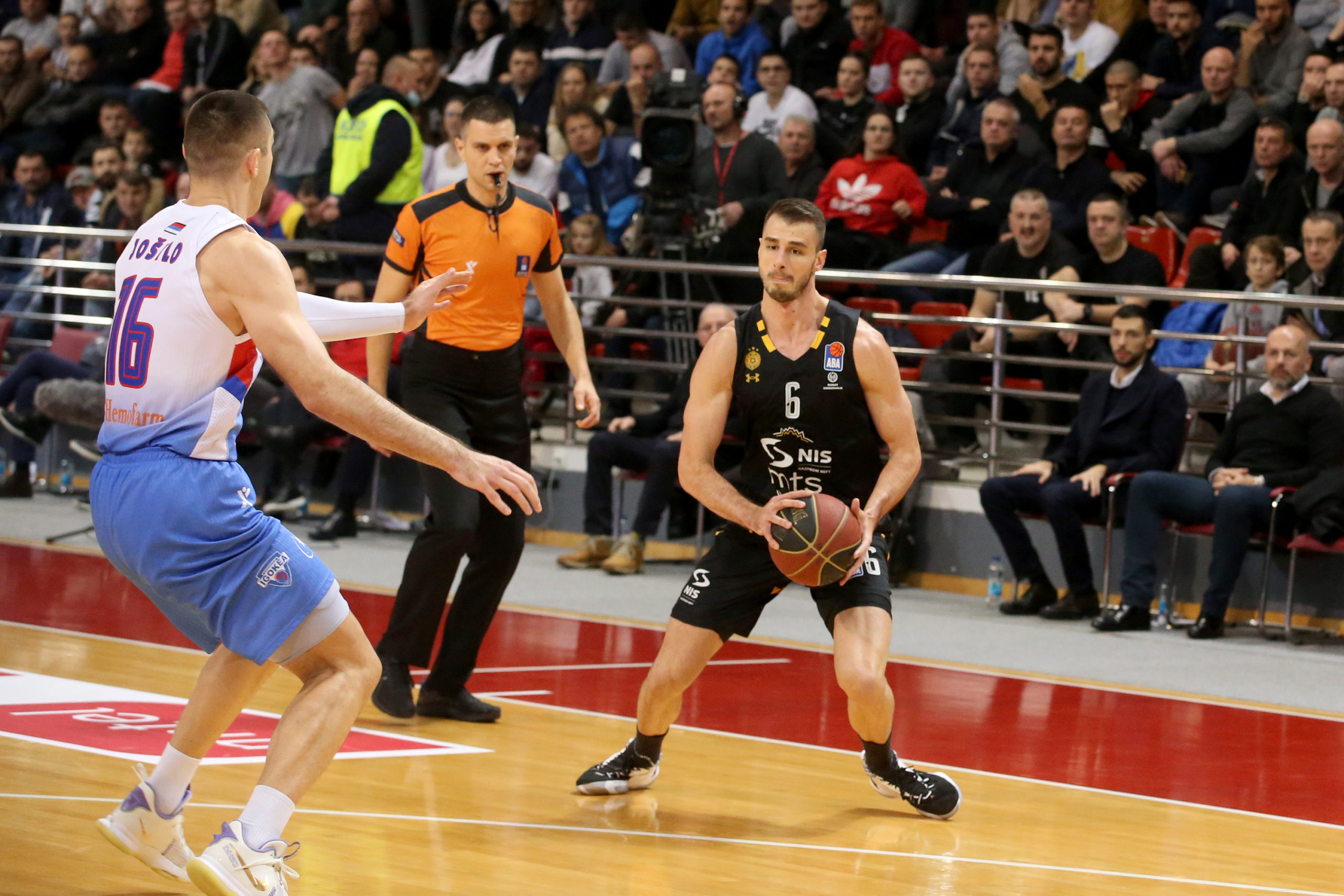 Nemanja Dangubić oženio prelijepu odbojkašicu