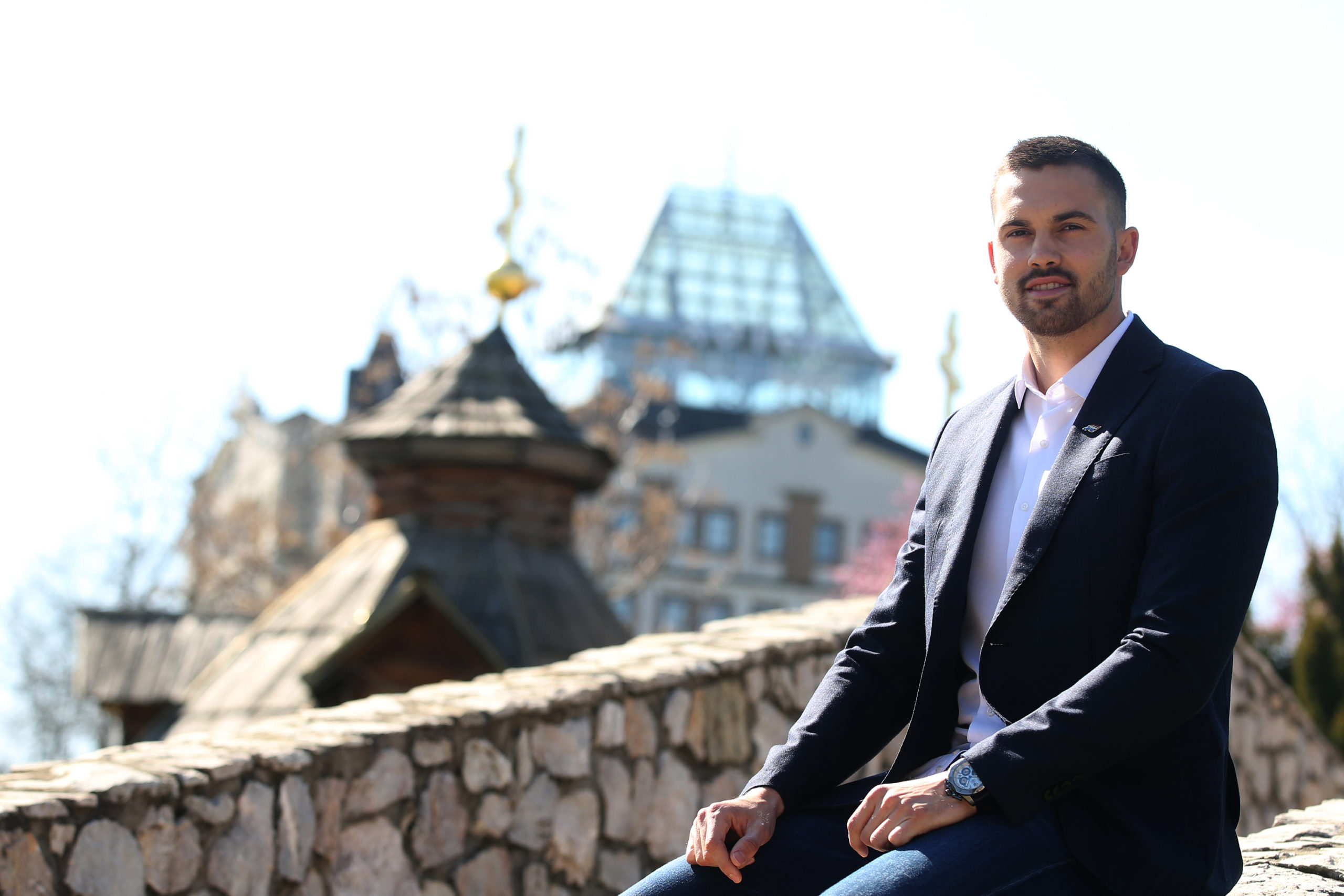 (FOTO) Družio se sa Ivanom Begićem i Draškom Stanivukovićem, a žena mu ...