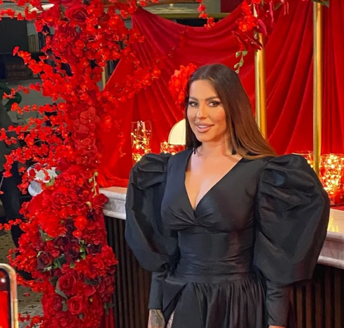 "Ovo ti nije trebalo" Seka Aleksić se snimala gola u kadi, pa ...