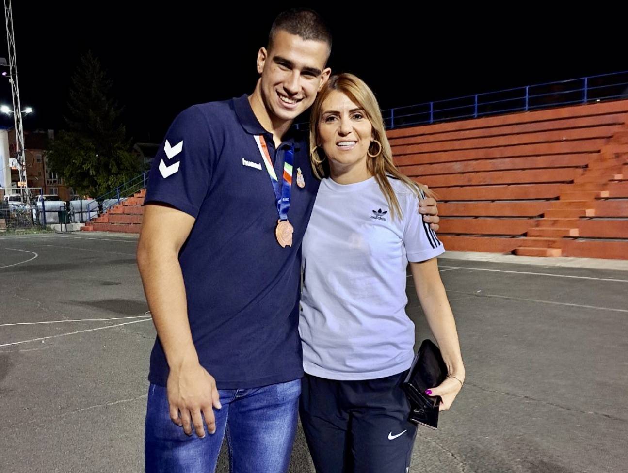 ATOS BANK podržala bronzanog rukometaša Miloša Kosa - Srpskainfo