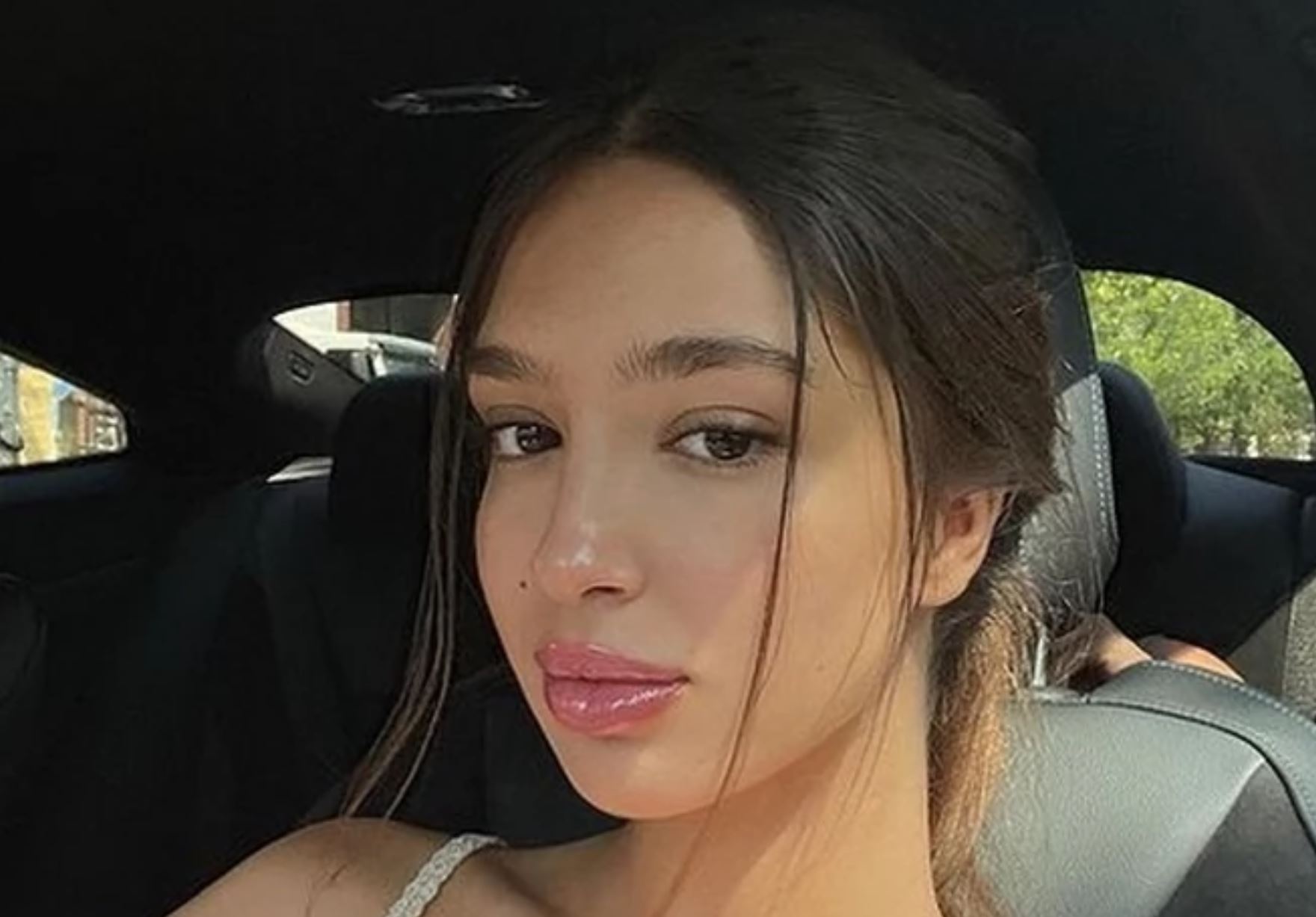 "Usne su joj bile tanje, grudi manje" Izgled Đine Džinović prije ...