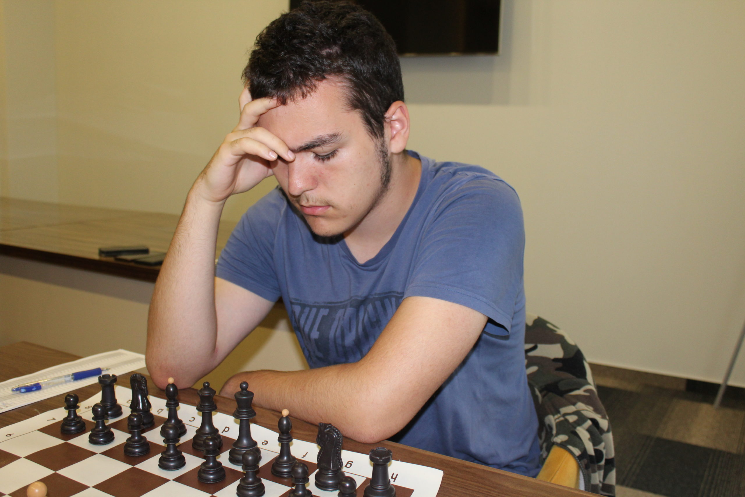 Maksimović u Albaniji nastavlja lov na titulu velemajstora