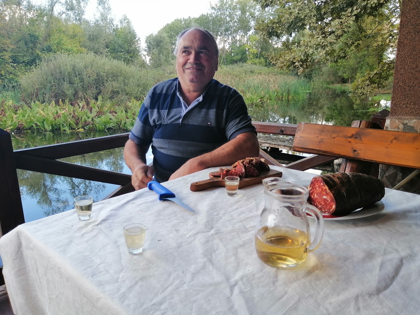 Na njegovoj frekvenciji guču golubovi, gaču guske, mekeću koze ...