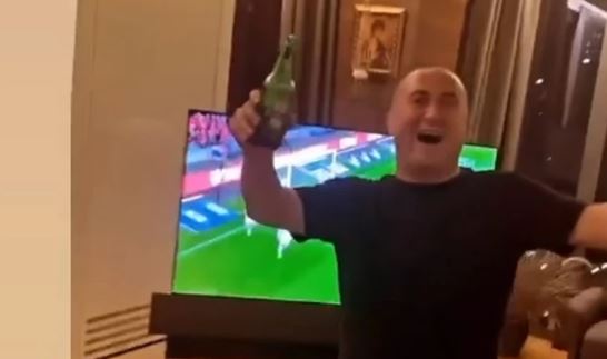 Pare se lijepe za njega: Đani dobio na kladionici, pa se odmah pohvalio ...