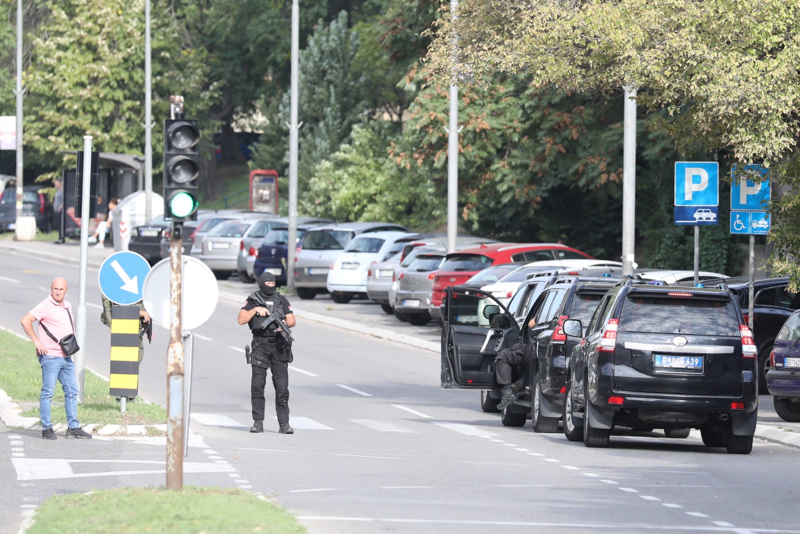 Velja Nevolja i Mare Mesar stigli u sud u maricama: Na pripremnom ...