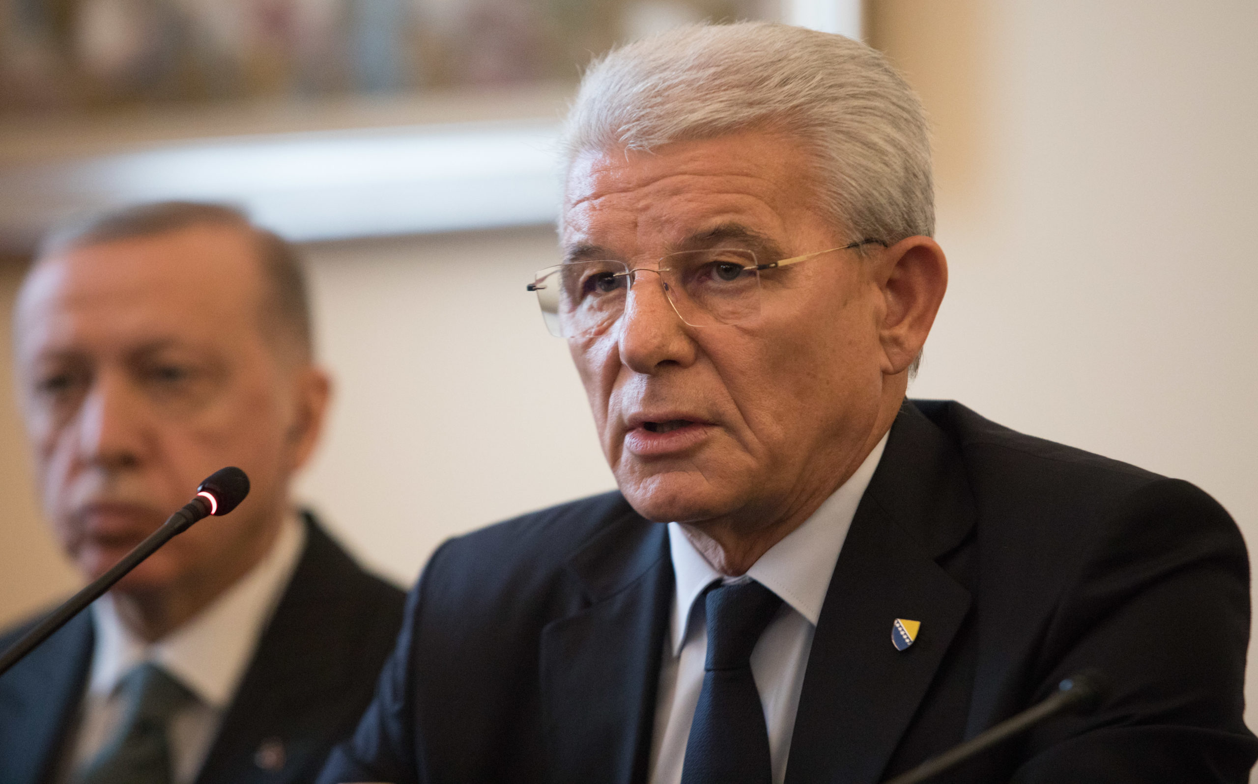 GUBITNIK DANA Šefik Džaferović - Srpskainfo