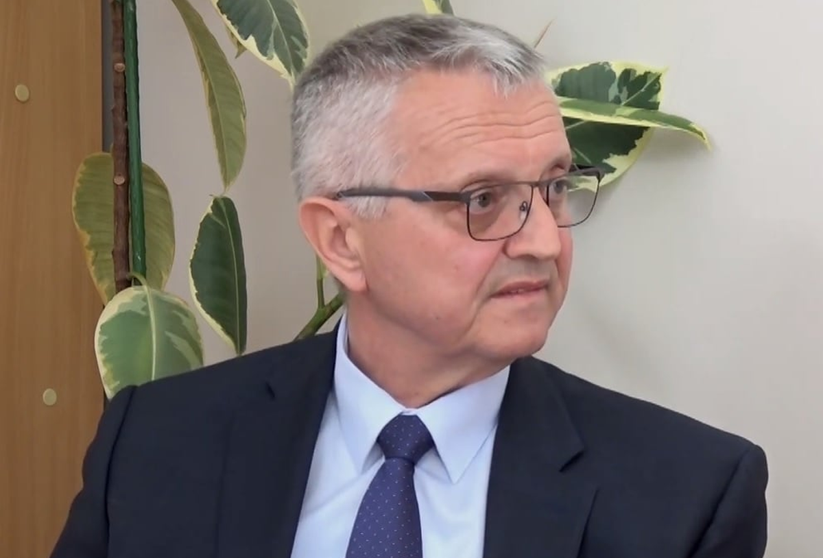 Doktor Đurović, koautor udžbenika "Neurotraumatologija": Roboti nikada neće zamijeniti ...