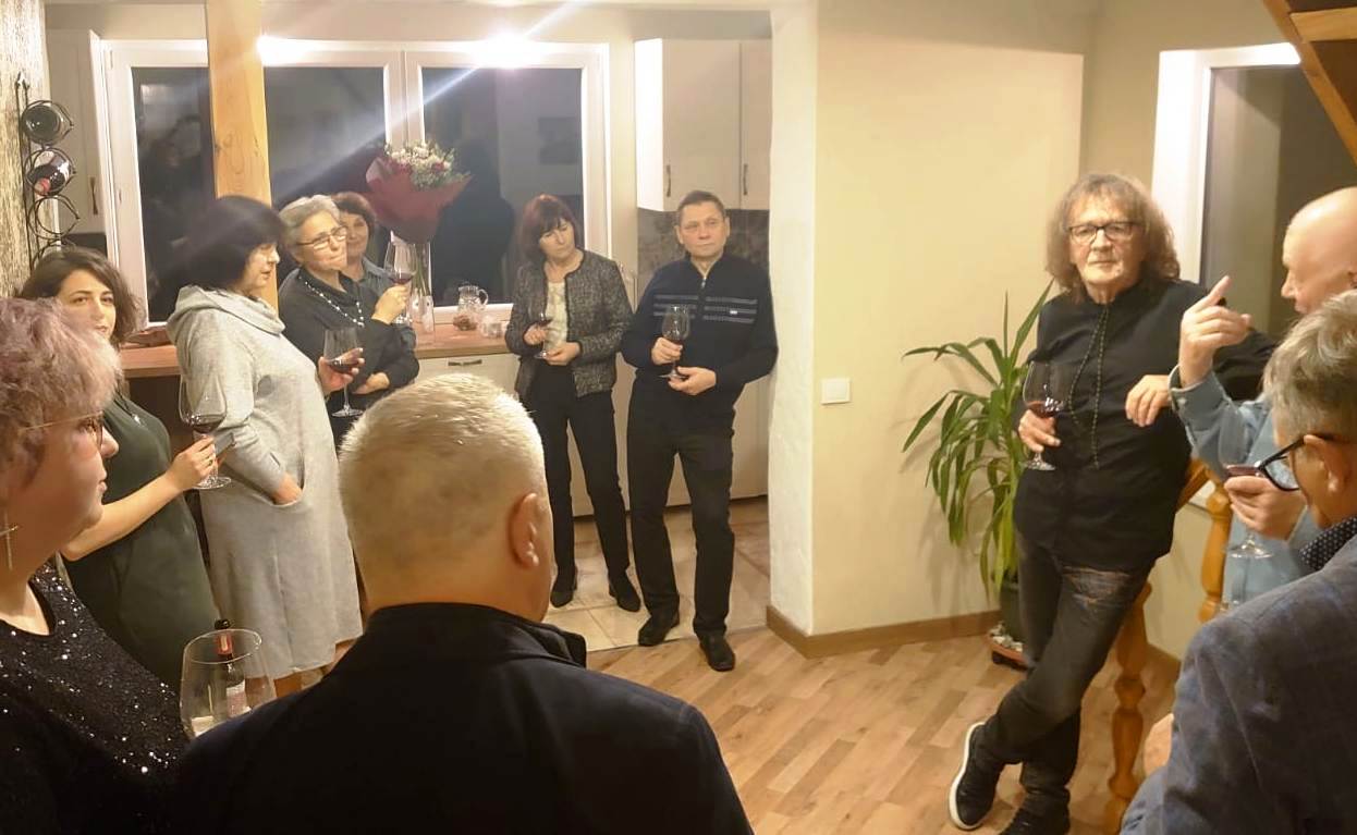 Nas dvoje, kao i sva djeca Božija: Simo i Karina Brdar u filmskoj ...