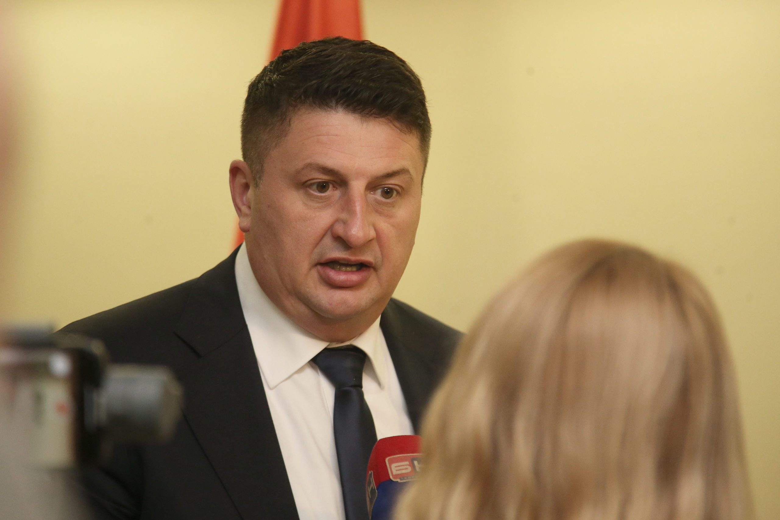 Milan Radović napustio SDS, a da li će napustiti i skupštinsku fotelju