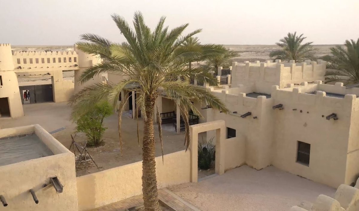 Čudna turistička atrakcija u Kataru: Napušteni grad kojeg treba ...