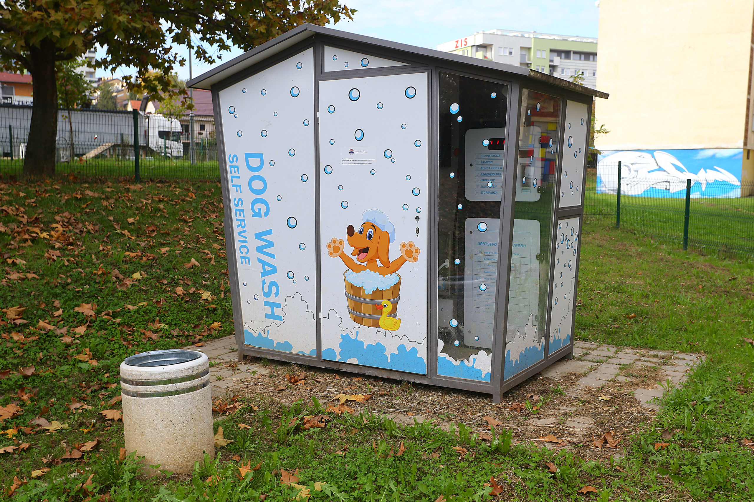 ODUŠEVLJENJE KRATKO TRAJALO Samouslužna praonica za pse koštala 23.000 ...