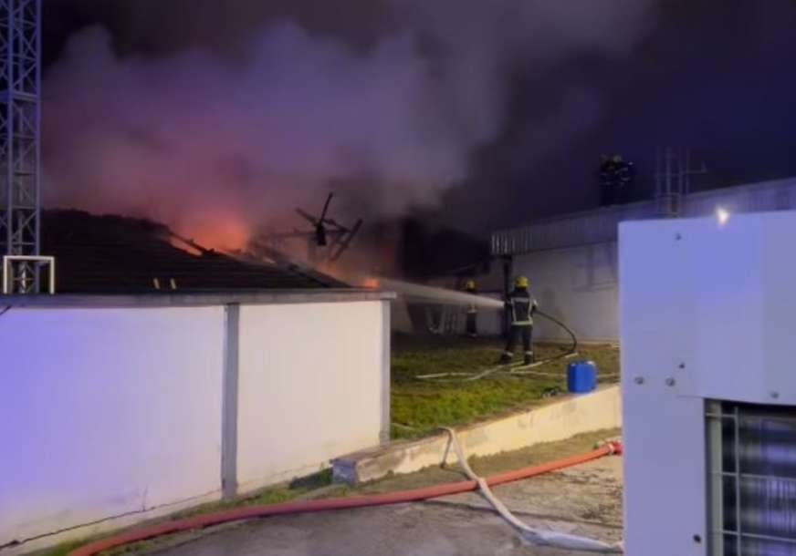 Eksplozija i veliki požar kod Novog Sada (FOTO, VIDEO)