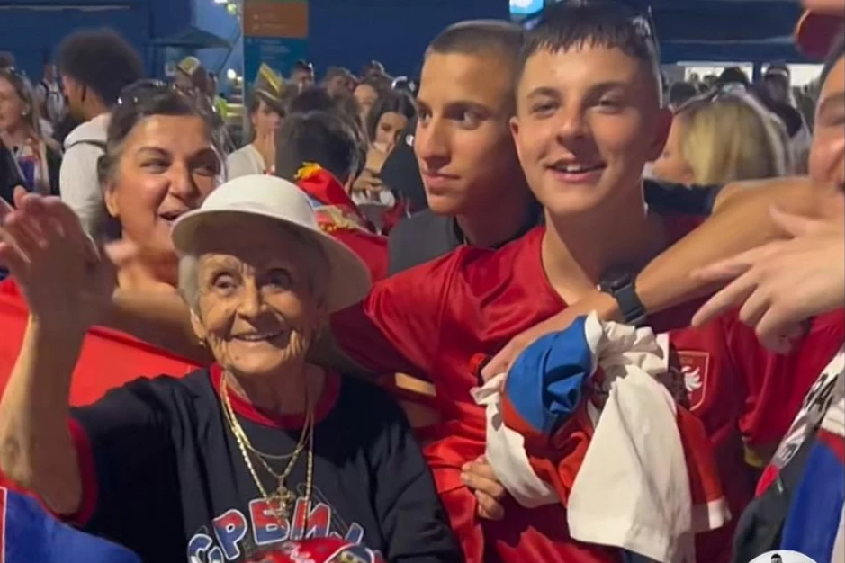 Baka postala apsolutni hit tokom Đokovićevog meča