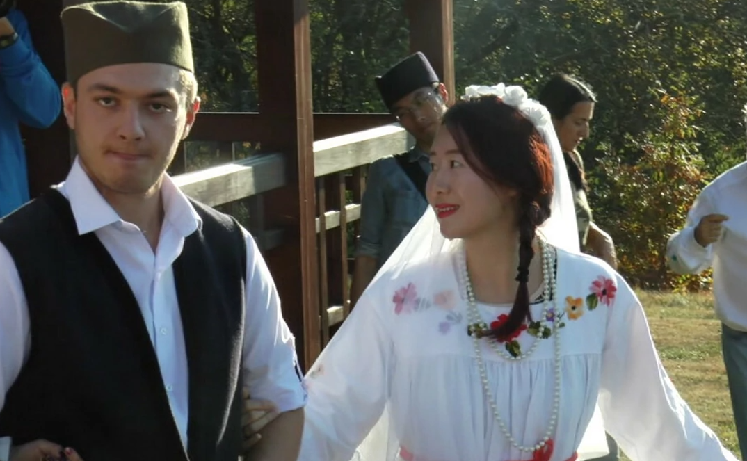 Kinezi na srpskoj svadbi