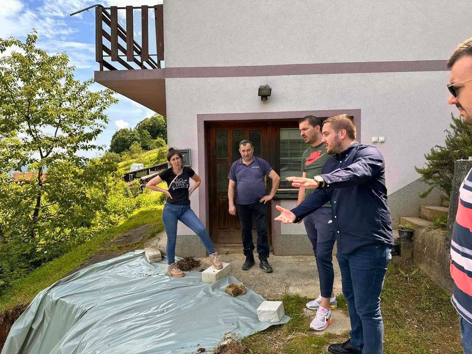 Drinić obezbijedio smještaj samohranoj majci i sinu (8)